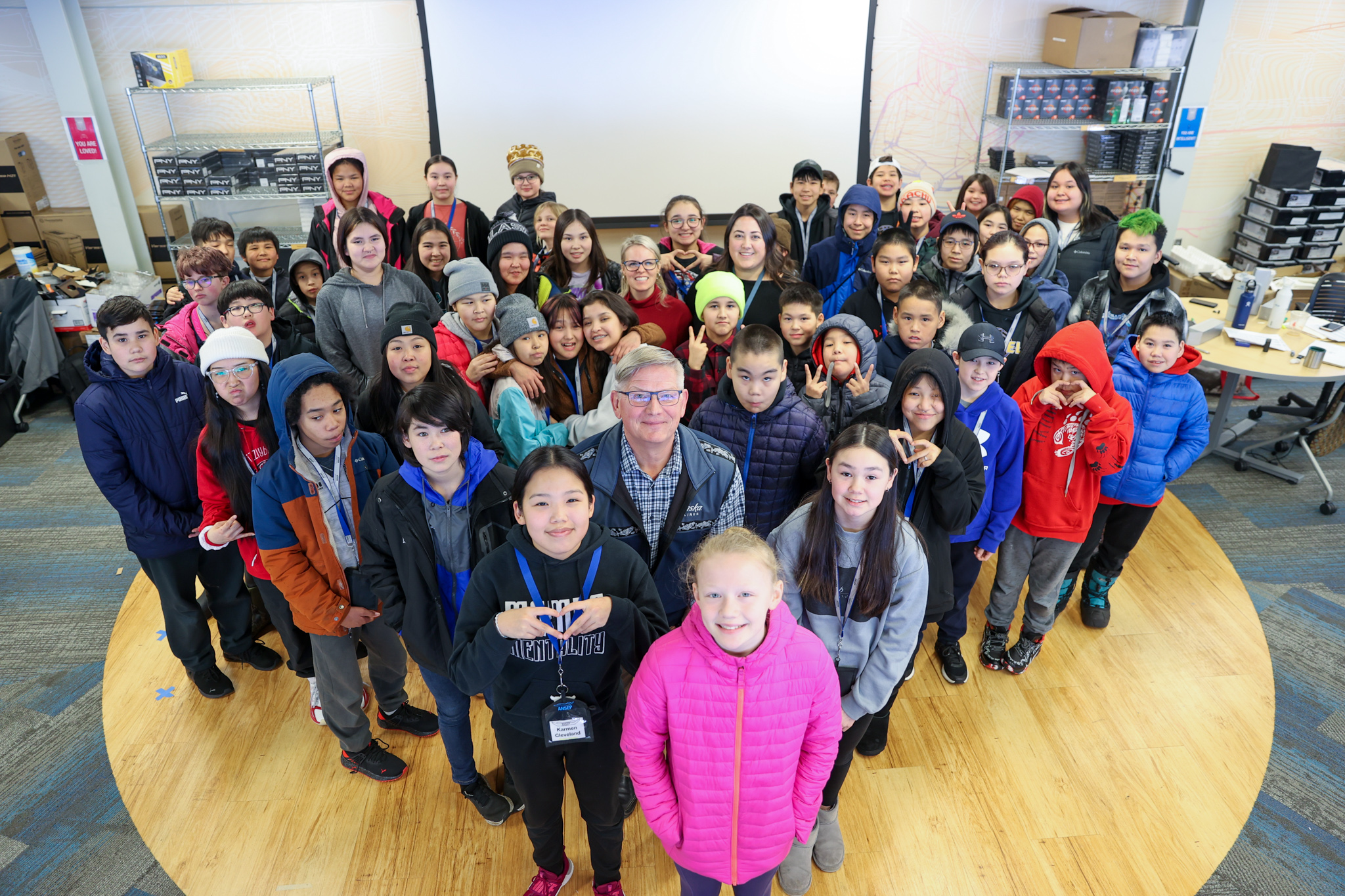 Alaska Airlines offers new hands-on learning experience for ANSEP ...